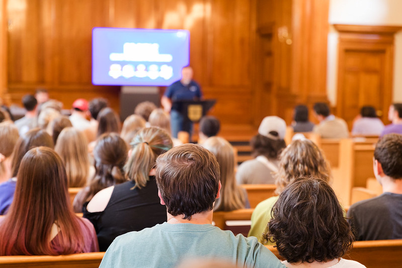 7 Reasons We Preachers Need to Listen to Other Preaching - Center for ...